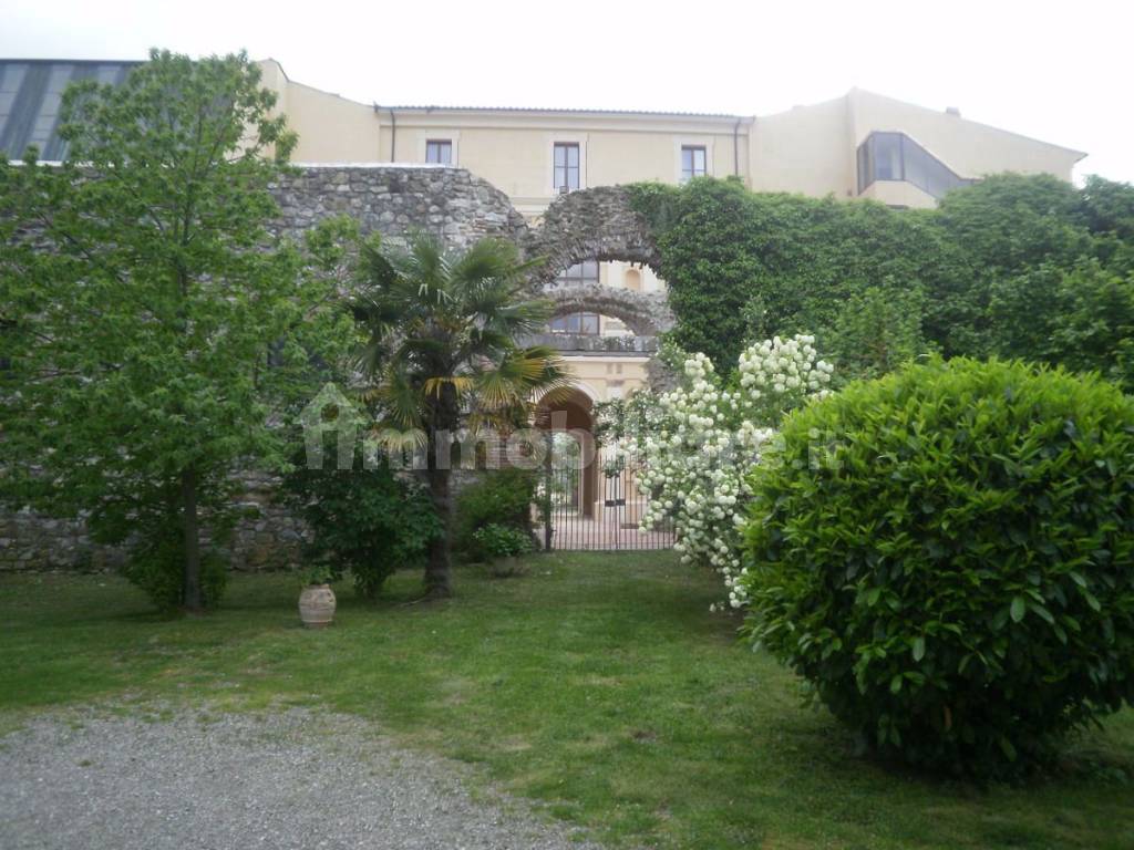 Vendita Villa unifamiliare in Strada Provinciale Sforzesca Castell ...