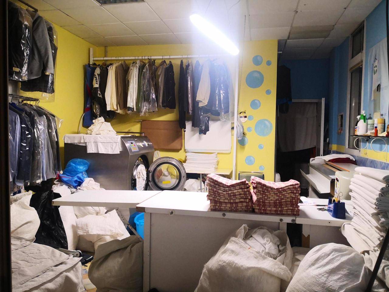 Lavanderia - Tintoria in Vendita