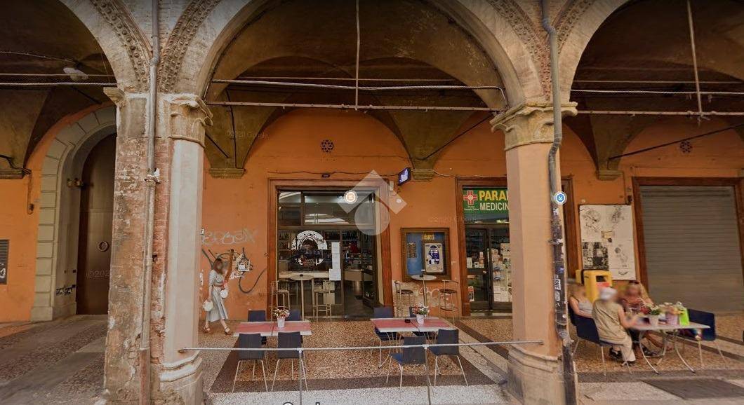 Locale commerciale in Vendita