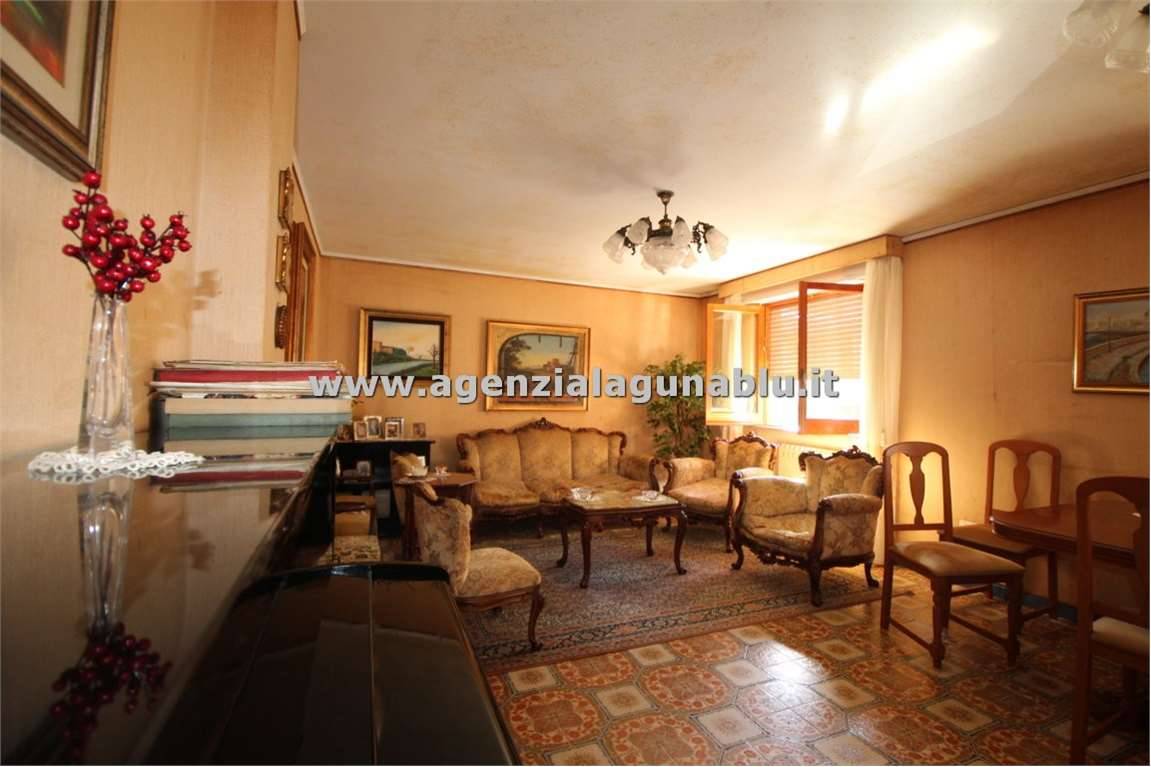 Quadrilocale via Dei Mille, Centro Urbano, Marsala