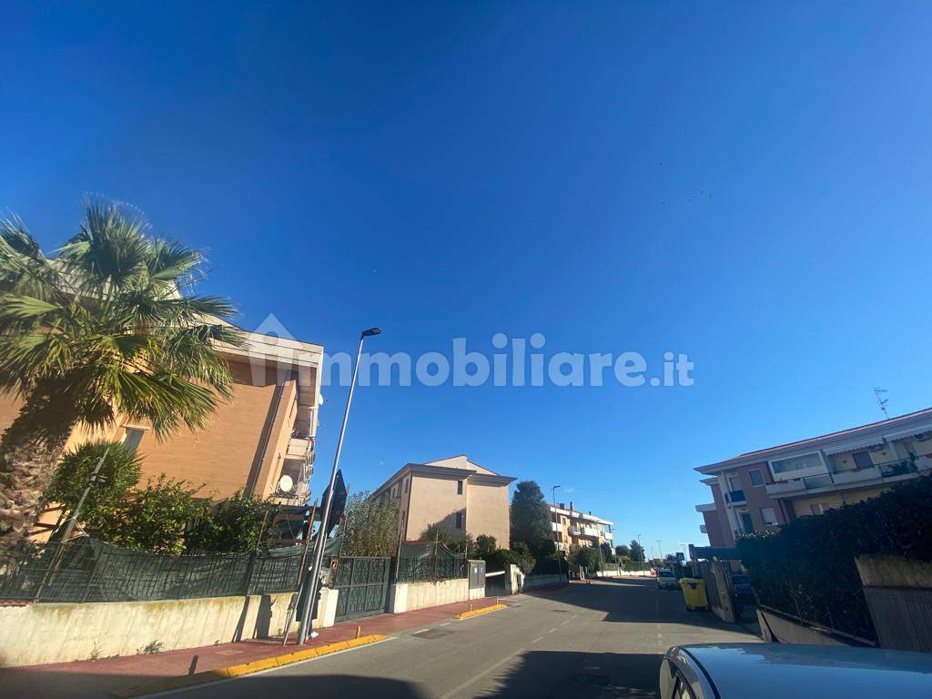 Trilocale buono stato, piano terra, Centro, Termoli