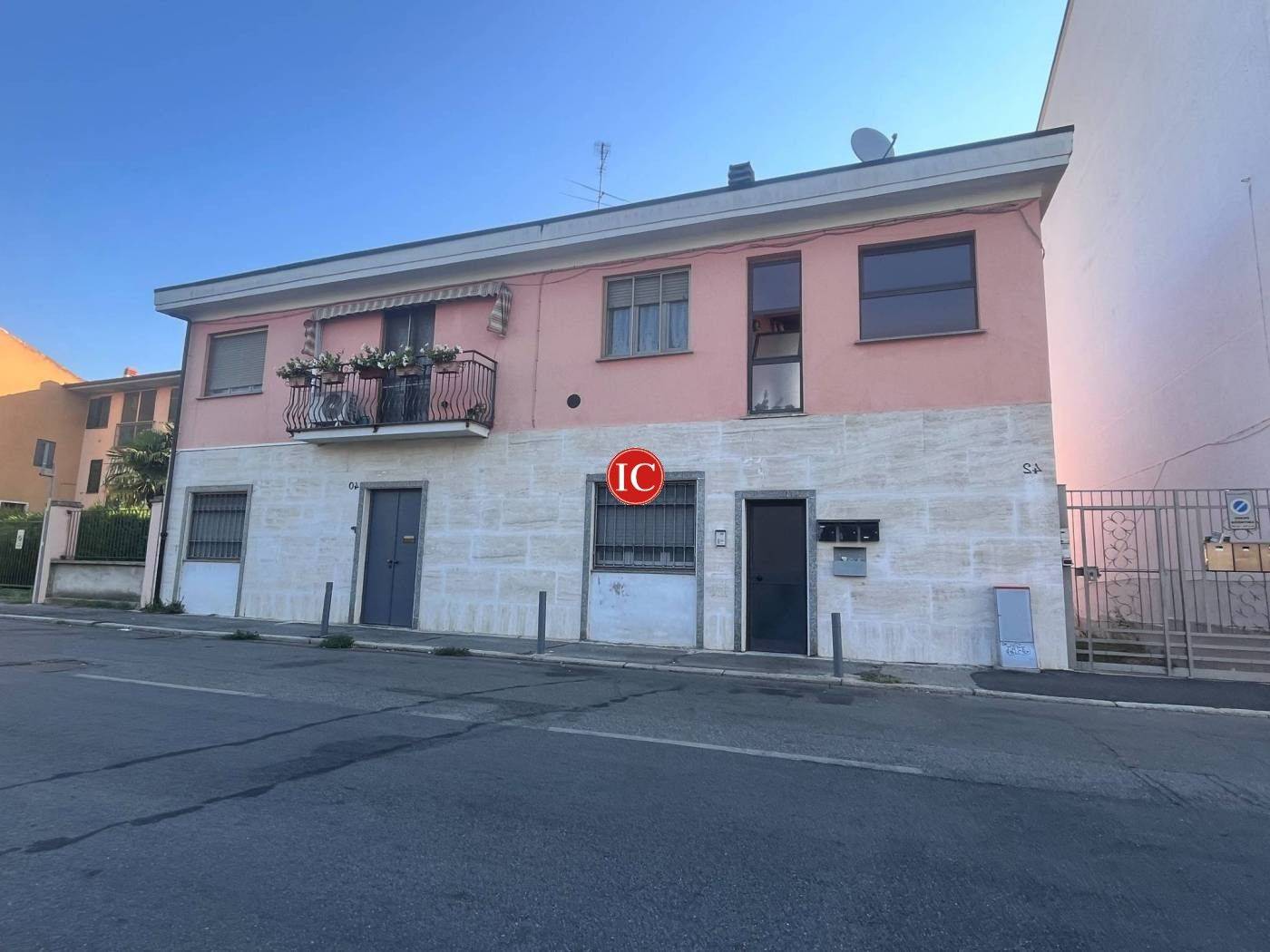 Trilocale via Lodi Vecchio 40, Fanfani, Lodi