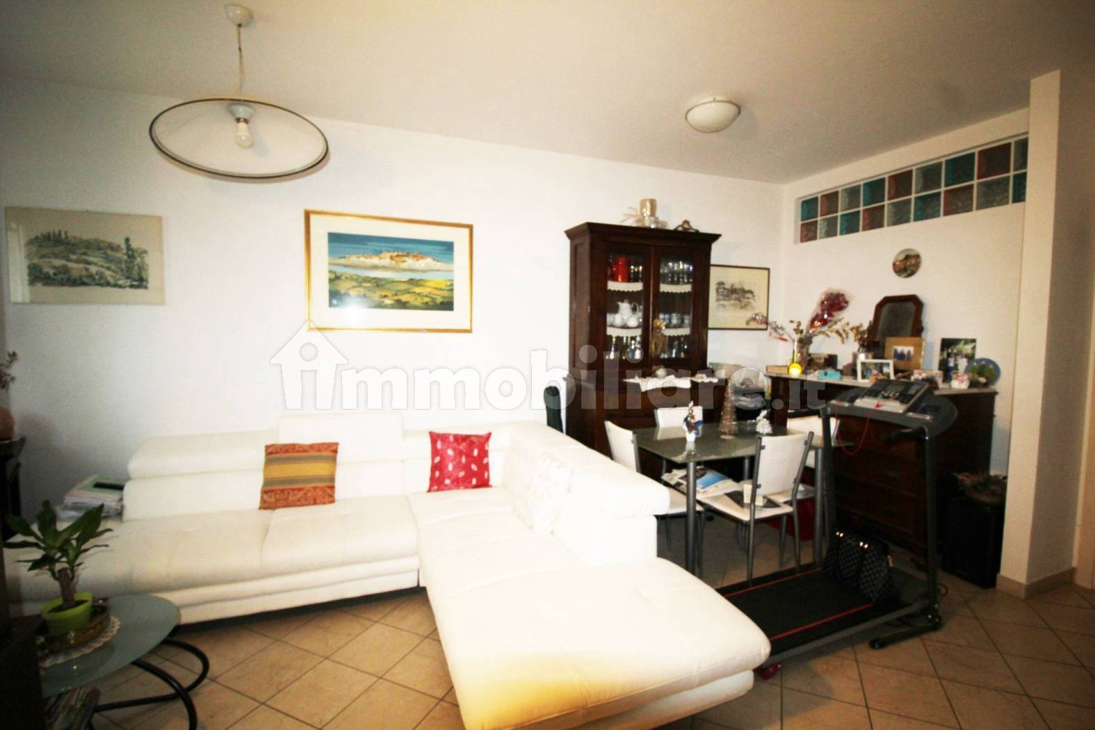 Appartamento via Loreto, Centro, Fermignano