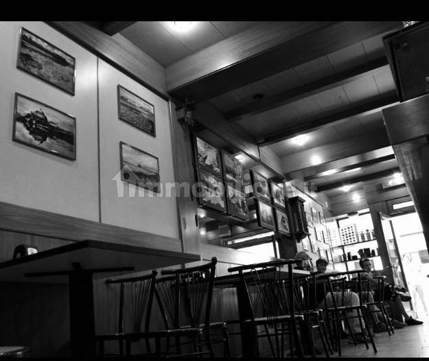 Locale commerciale in Vendita