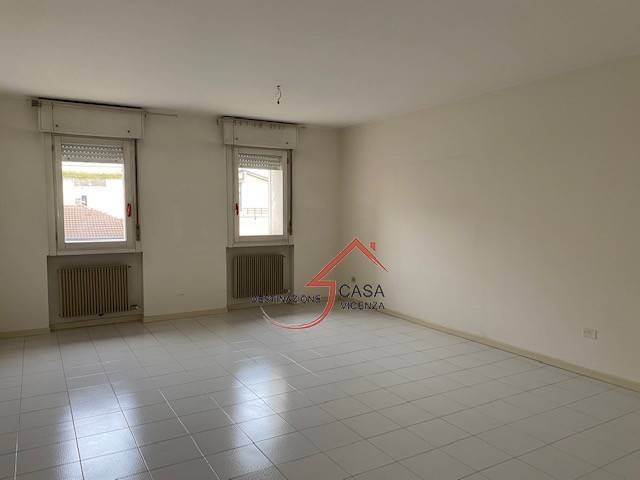 Trilocale viale San Lazzaro 169, San Lazzaro, Vicenza