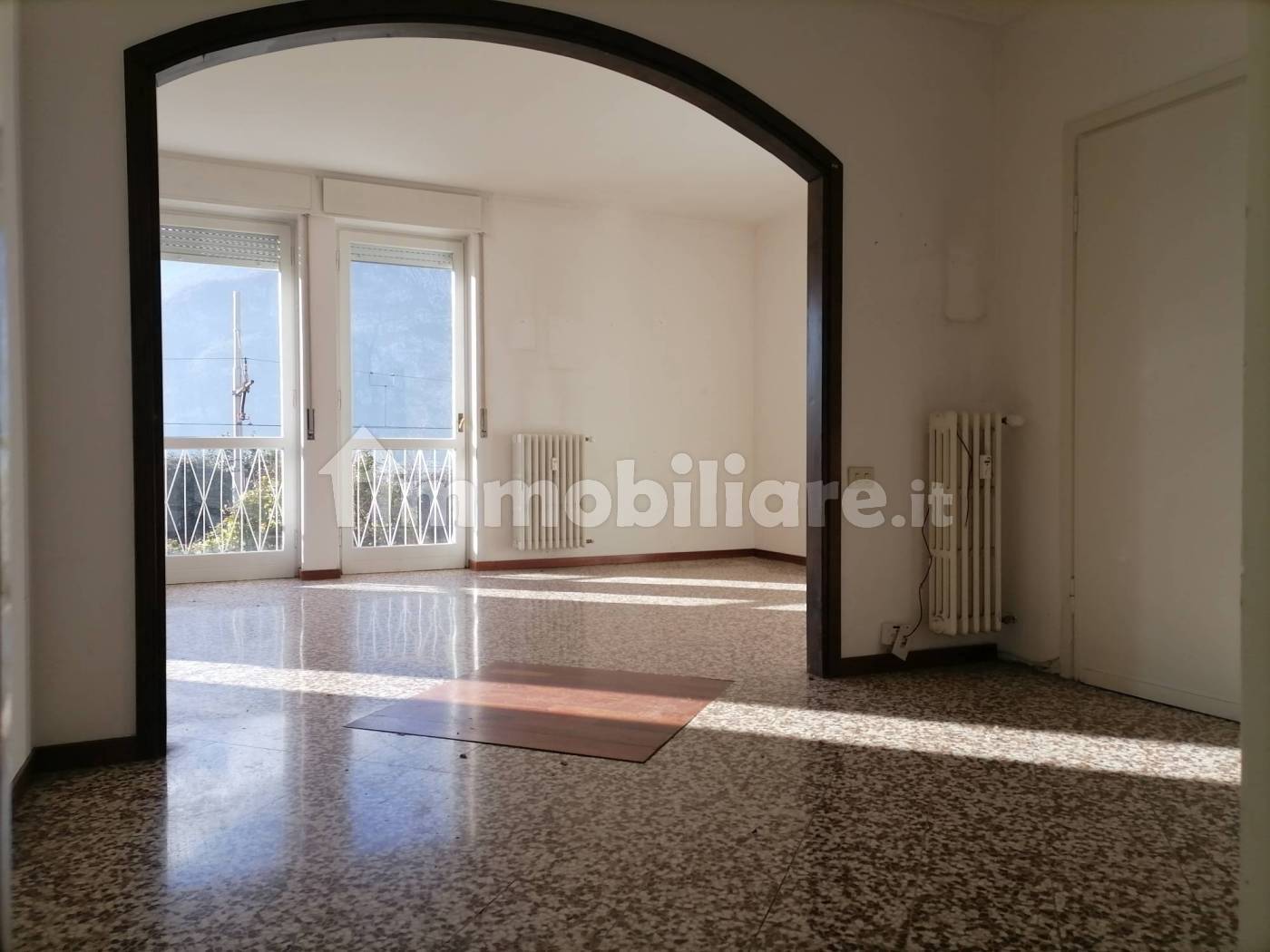 Trilocale via Vittorio Veneto, Turati - Santo Stefano, Lecco