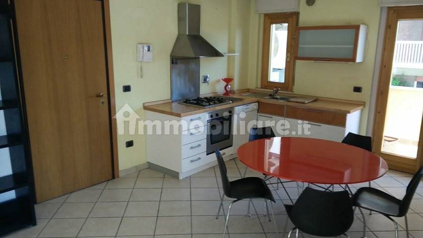 Trilocale via Campo di Marte 32, Semicentro - Stazione, Perugia