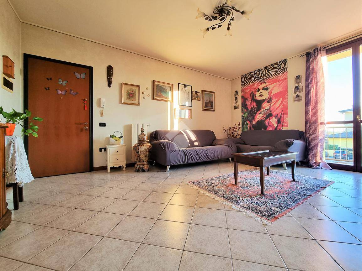 Trilocale buono stato, primo piano, San Cataldo, Borgo Virgilio