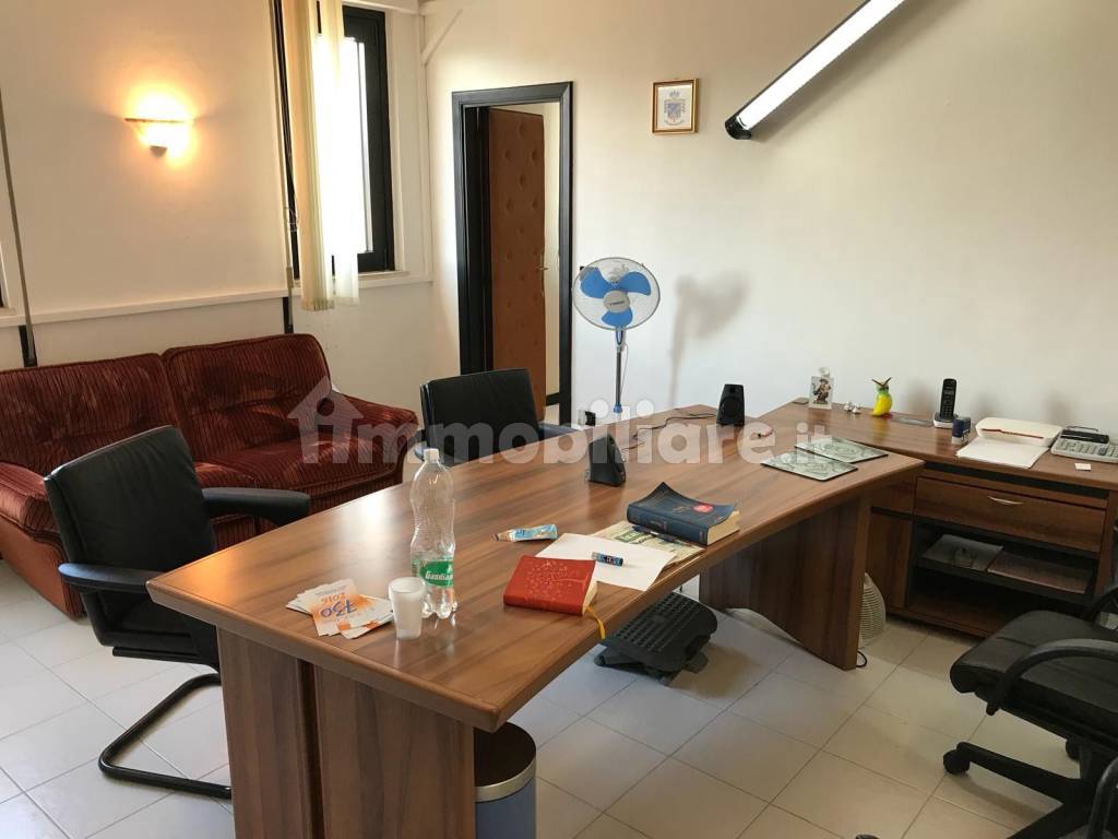 Ufficio - Studio piazza Gerardo Ritorto, Polla, Rif. 100444654 ...