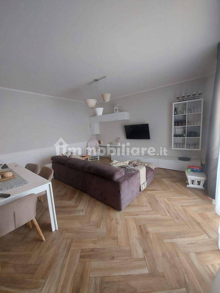 Trilocale ottimo stato, primo piano, Montesarchio