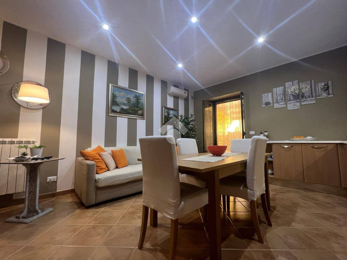 Quadrilocale via Gregorio Ugdulena 36, Centro, Termini Imerese