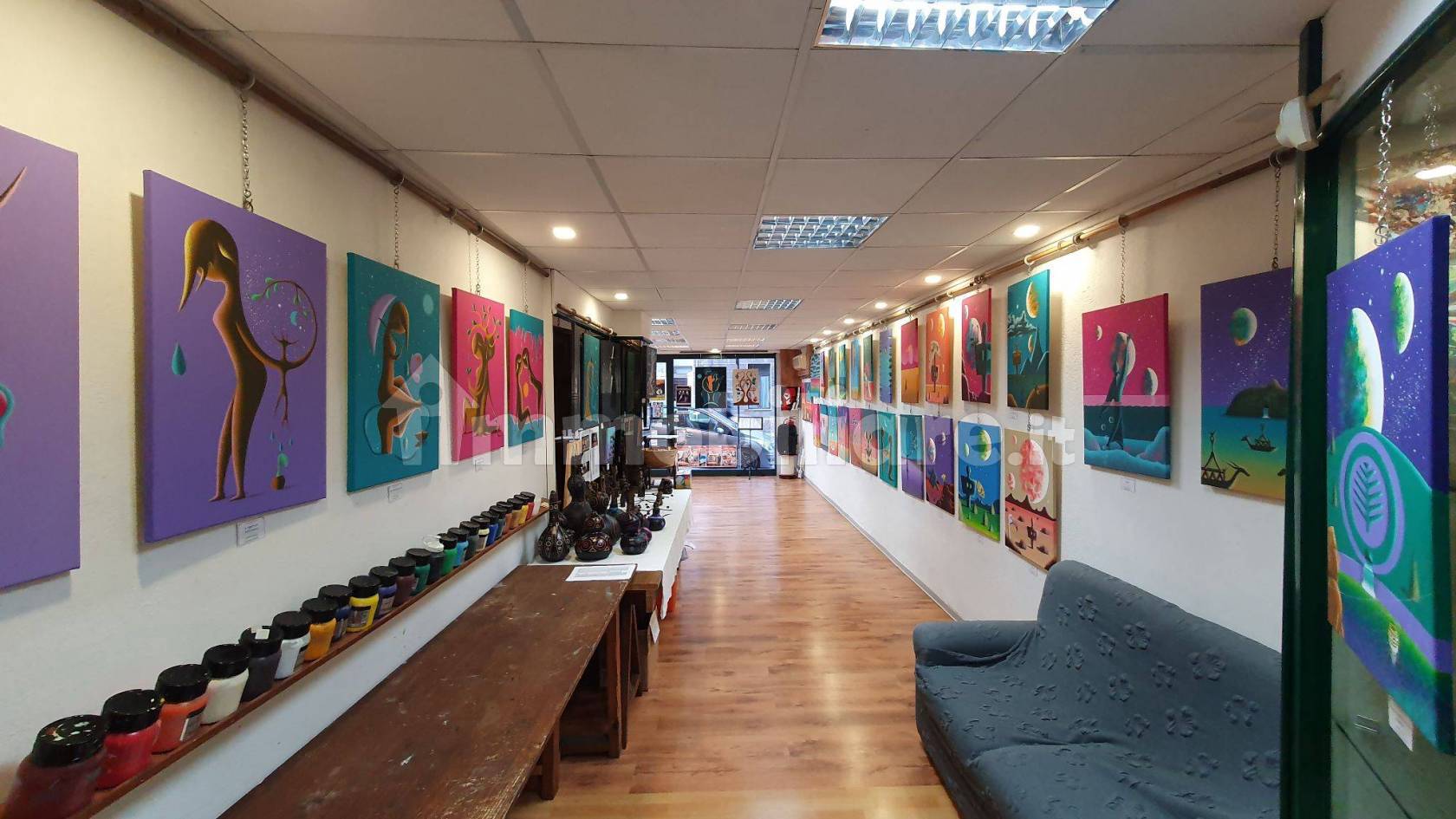 Locale commerciale in Vendita