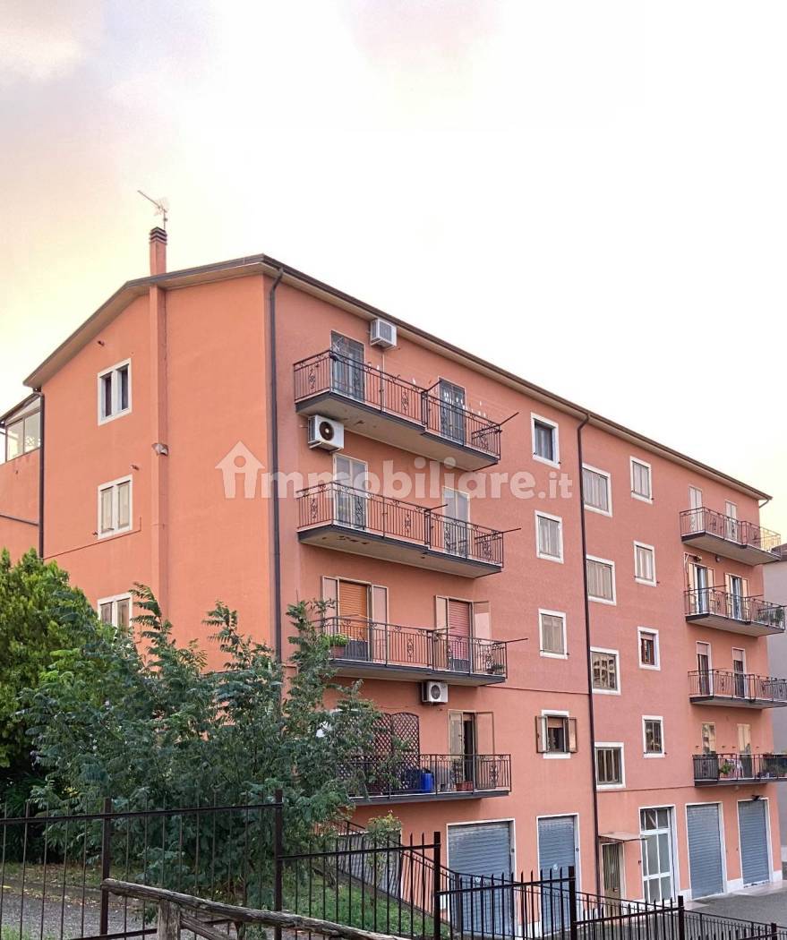 Quadrilocale viale Europa 61, Barile