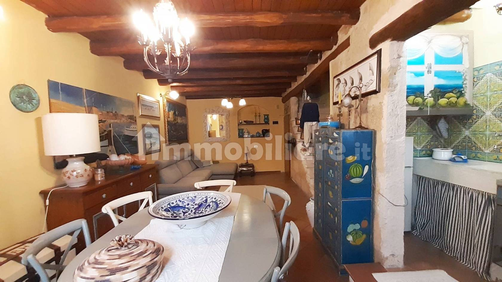 Bilocale via Gilbert Ferret, Centro Storico, Alghero