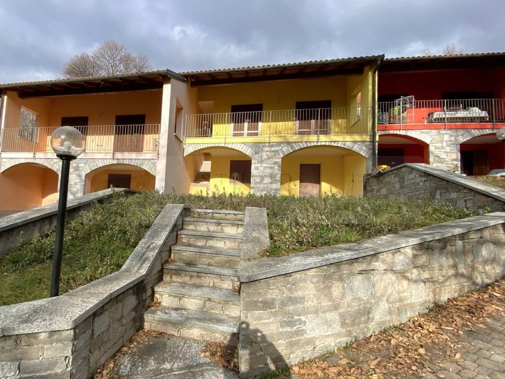 Vendita Terratetto unifamiliare in Case Sparse Poggio Radioso Nebbiuno ...