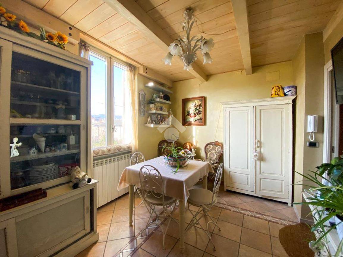 Quadrilocale via Aurelia 242, Vado Centro, Vado Ligure