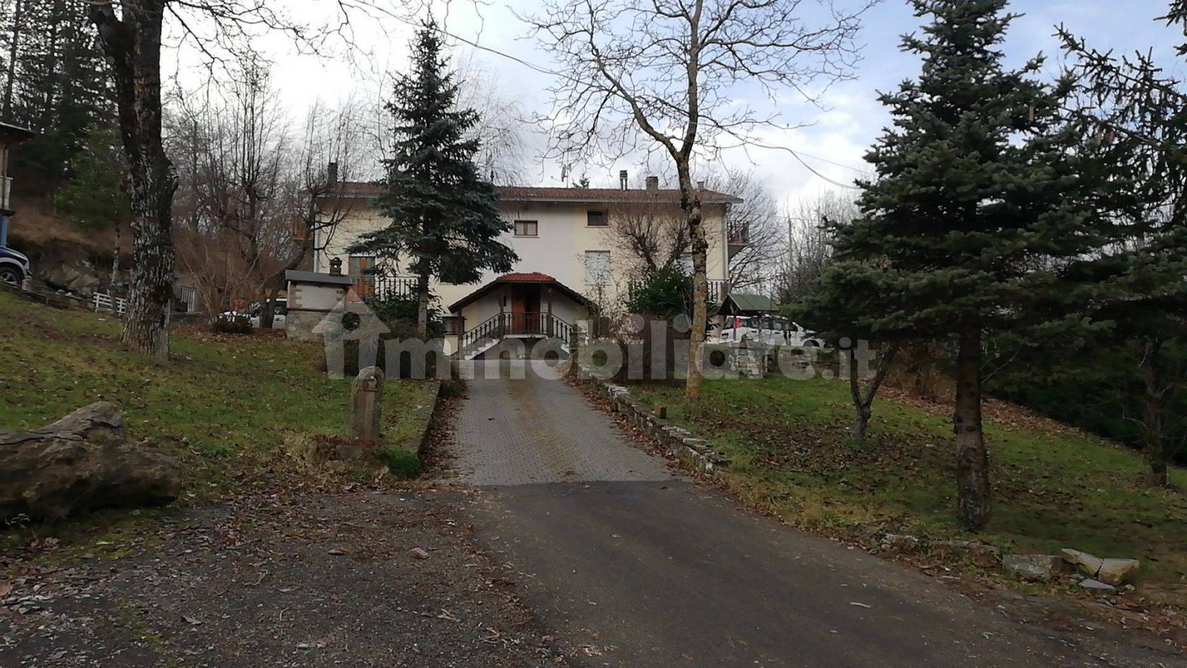 Appartamento via Osvaldo Caselli, Villa Minozzo