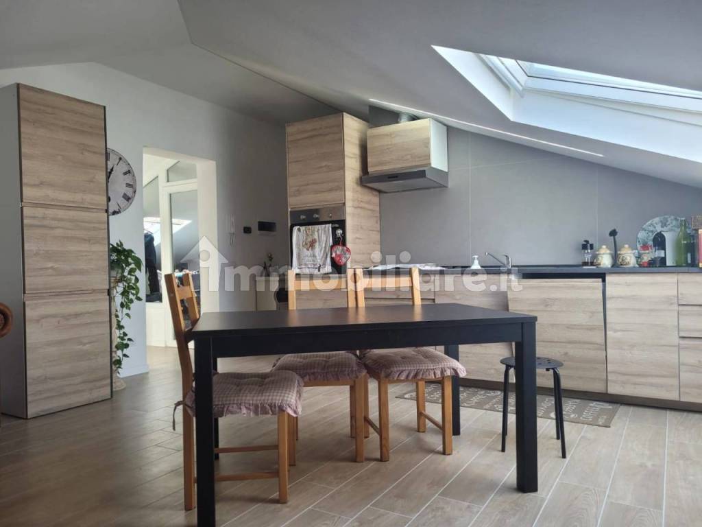 Vendita Appartamento Rimini. Quadrilocale in via coghetti. Ottimo stato ... Vendita Appartamento Rimini. Quadrilocale in via coghetti. Ottimo stato ...