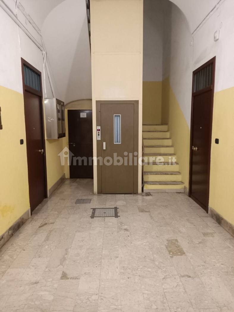 Quadrilocale via Duca degli Abruzzi 13, Borgo, Taranto