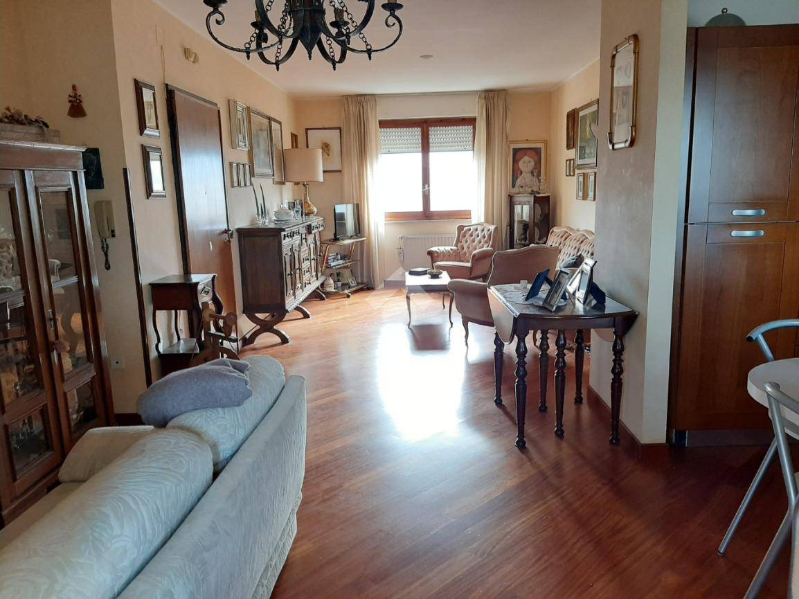 Quadrilocale via Mario Pratesi, Gabelletta, Terni