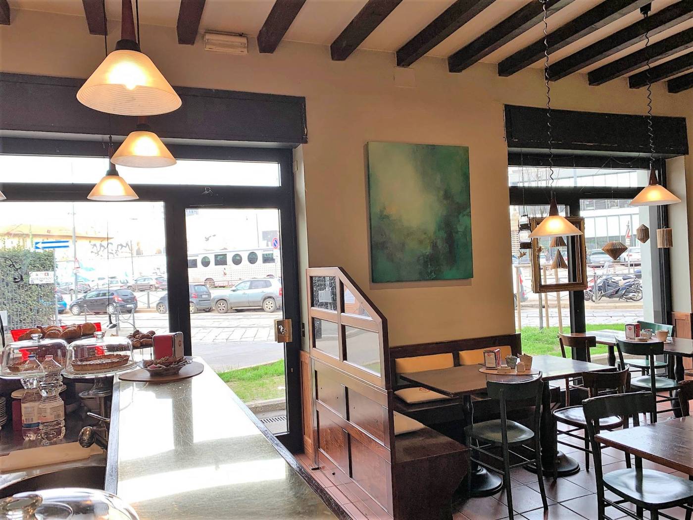 Locale commerciale in Vendita