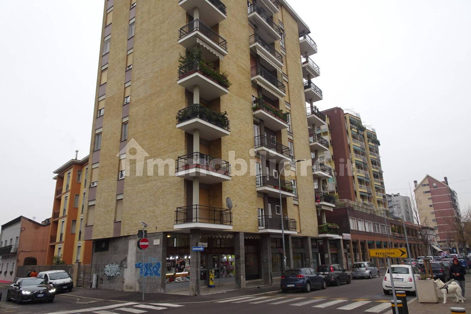 Attività commerciale in Vendita