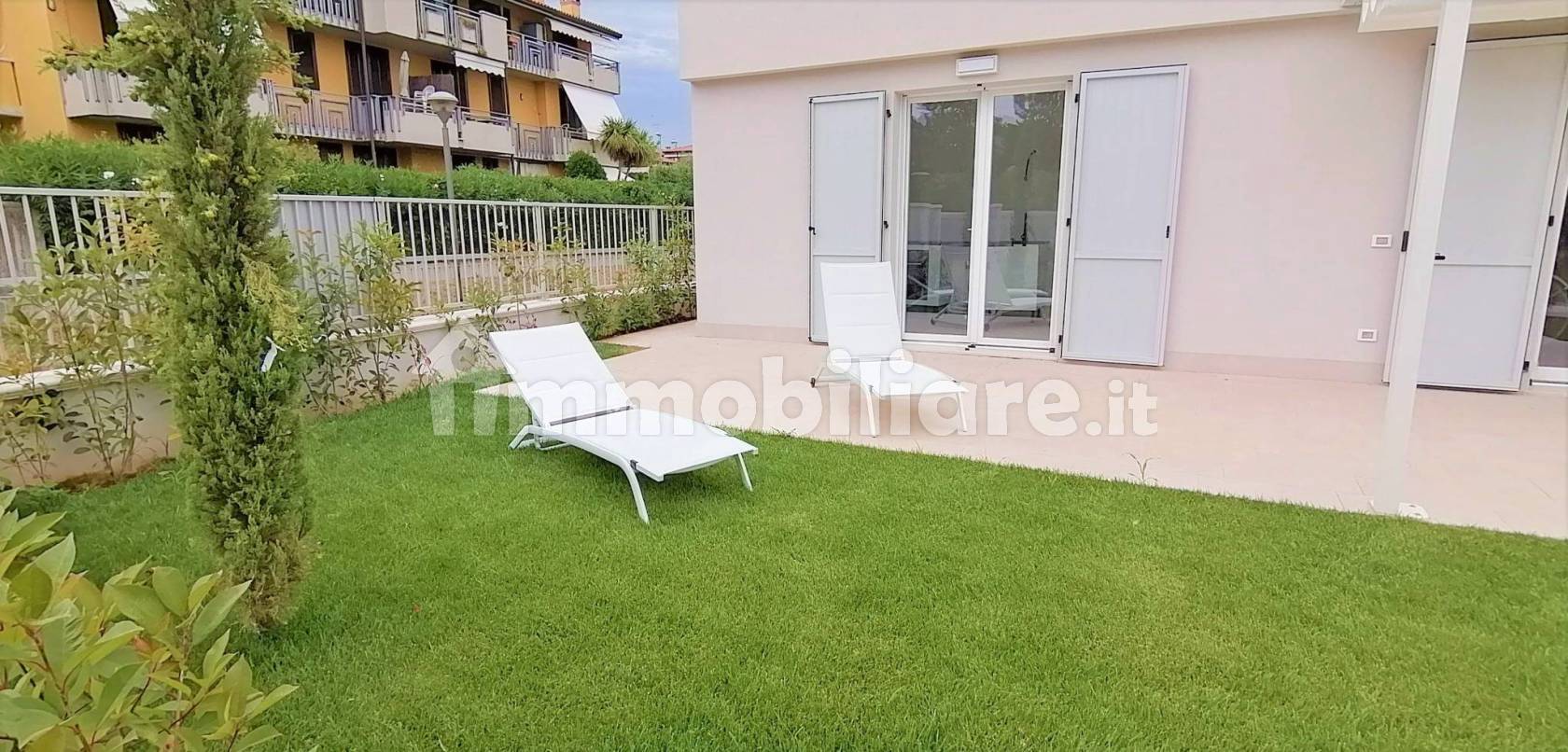 Quadrilocale via Ghidina, Centro, Sirmione