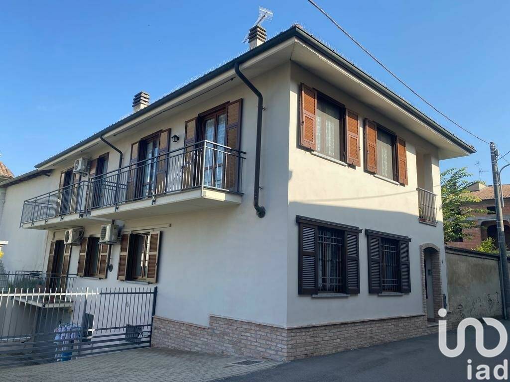 Appartamento via San Martino 4, Centro, Castelnuovo Scrivia