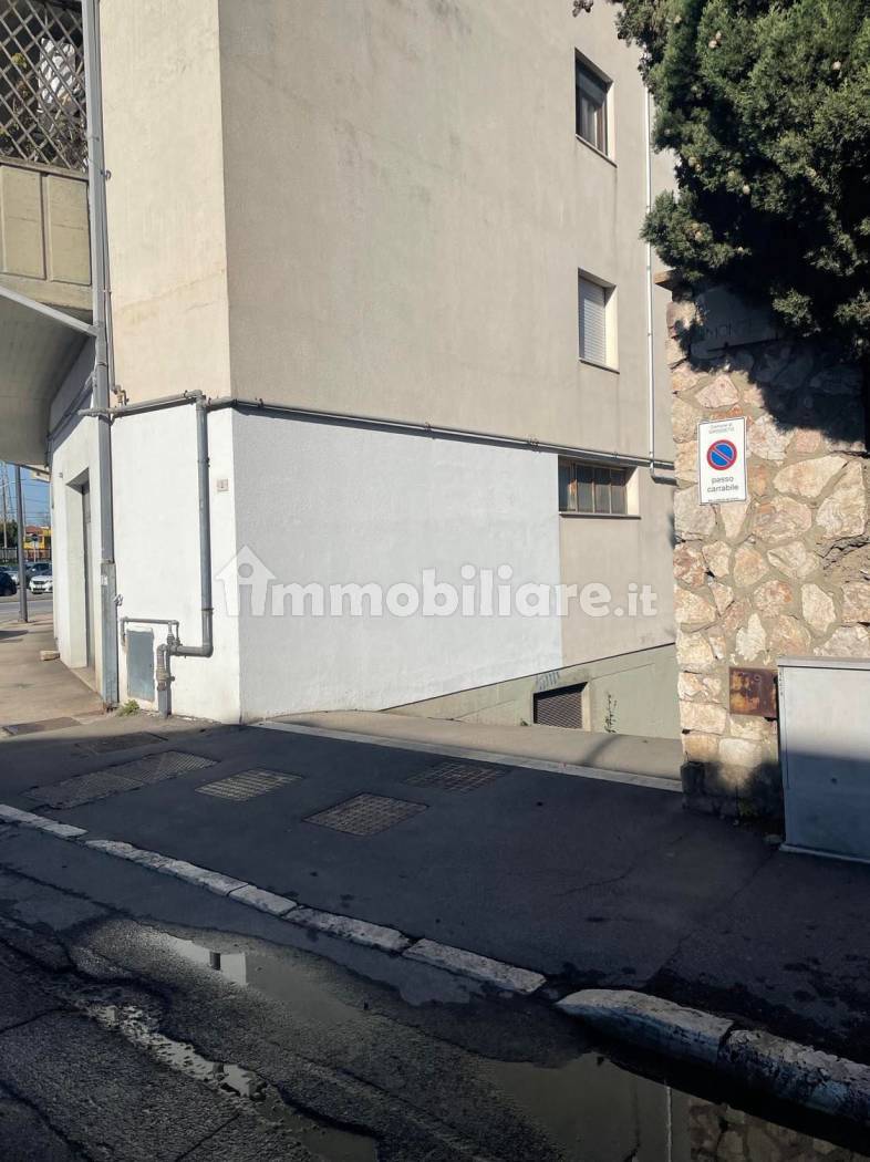 Garage - Box in Vendita