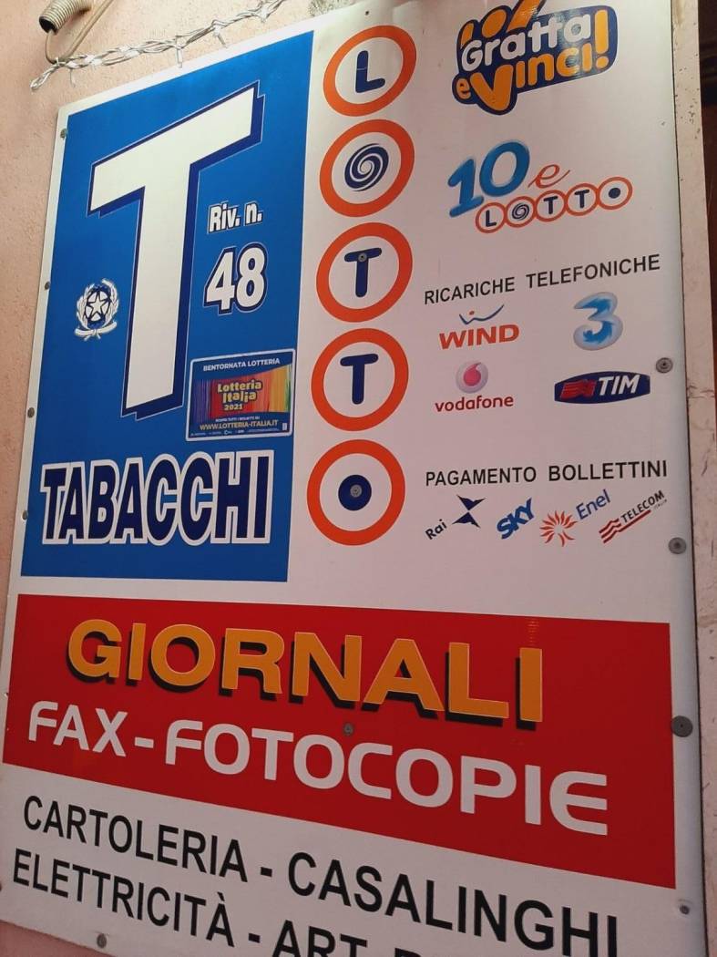 Tabaccheria in Vendita
