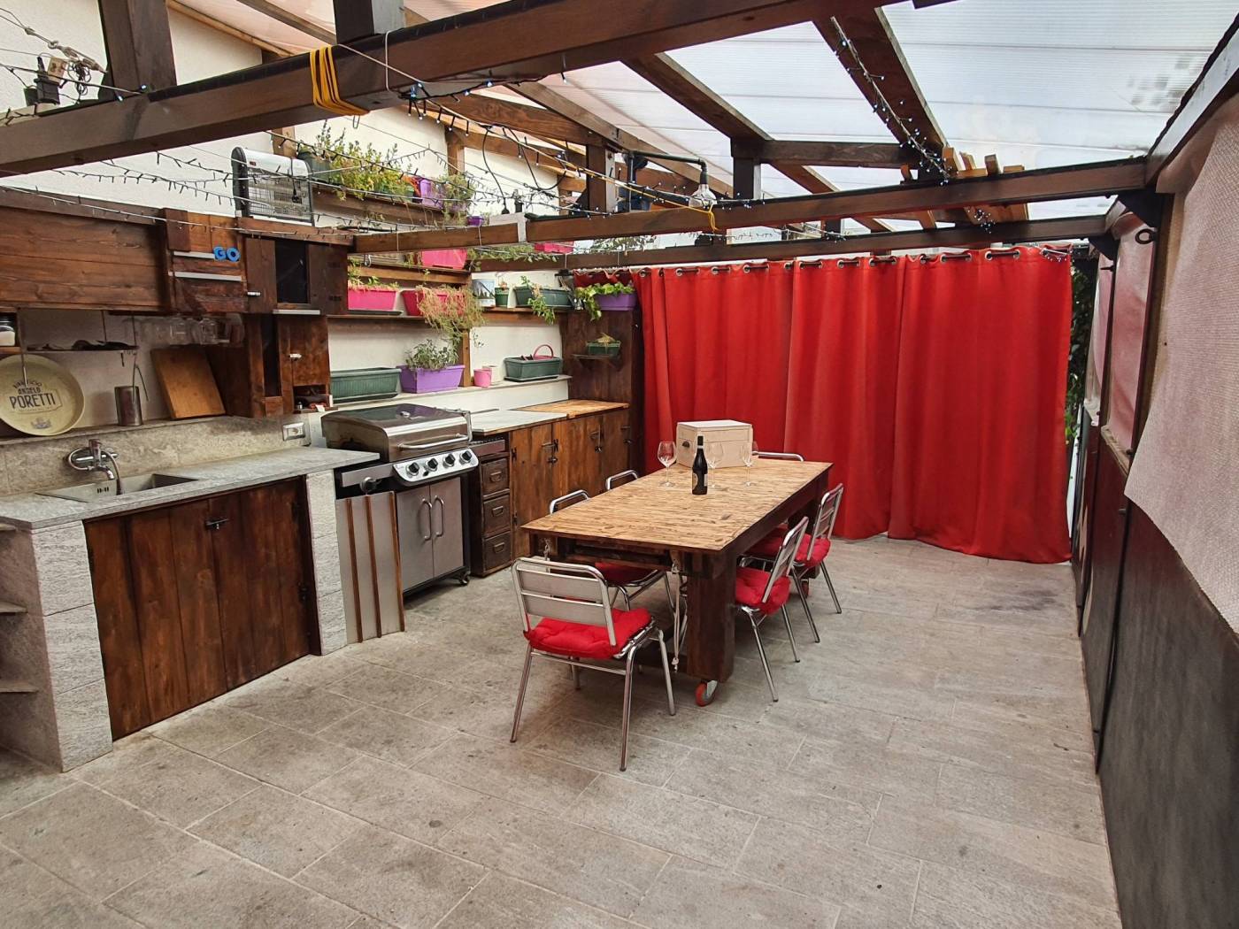 Quadrilocale via Tiziano 16, Centro, Limbiate