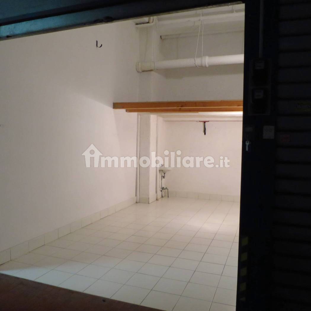 Garage - Box in Vendita