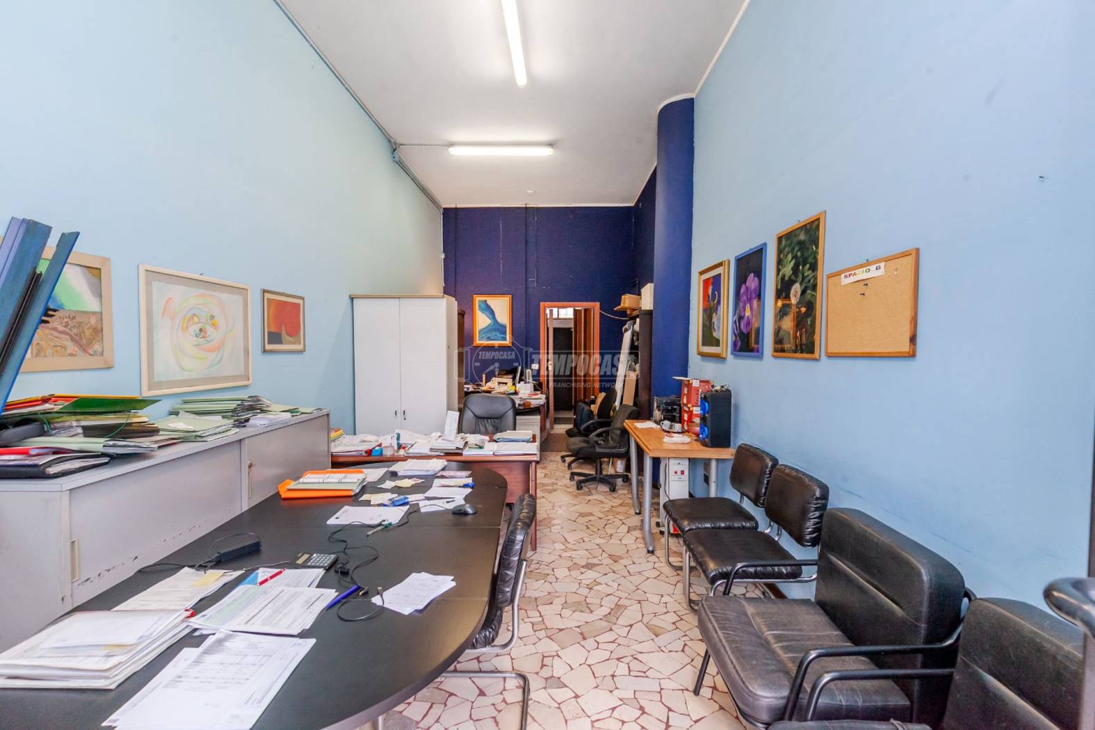 Locale commerciale in Vendita