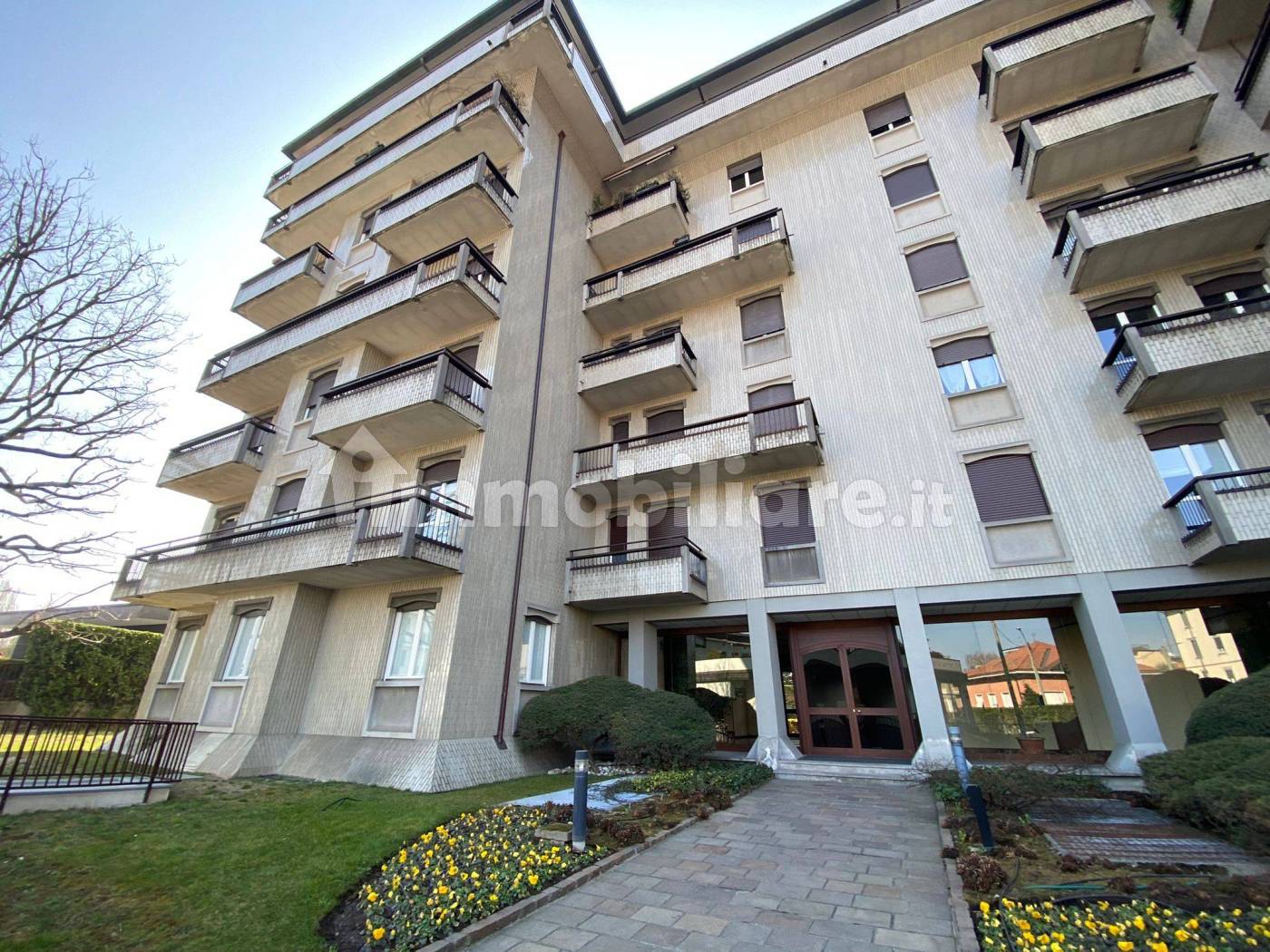 Trilocale via San Adeodato 2, Galliano, Cantù