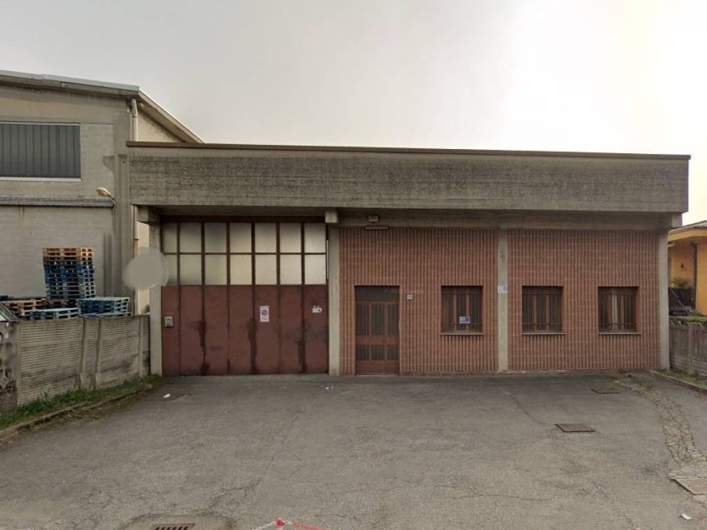 Magazzino - Deposito via Piave, Meda, Rif. 100541428 - Immobiliare.it