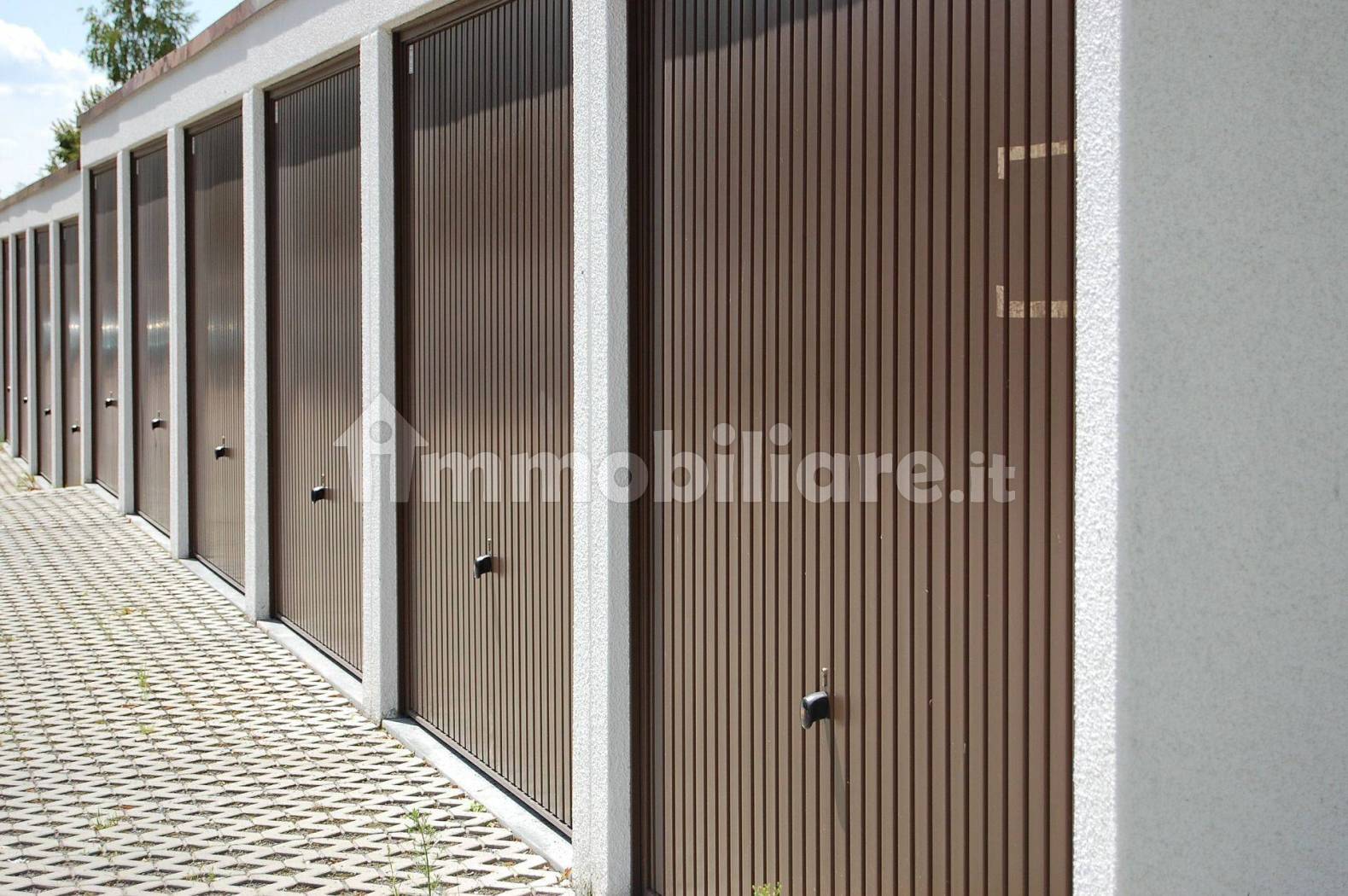 Garage - Box in Vendita