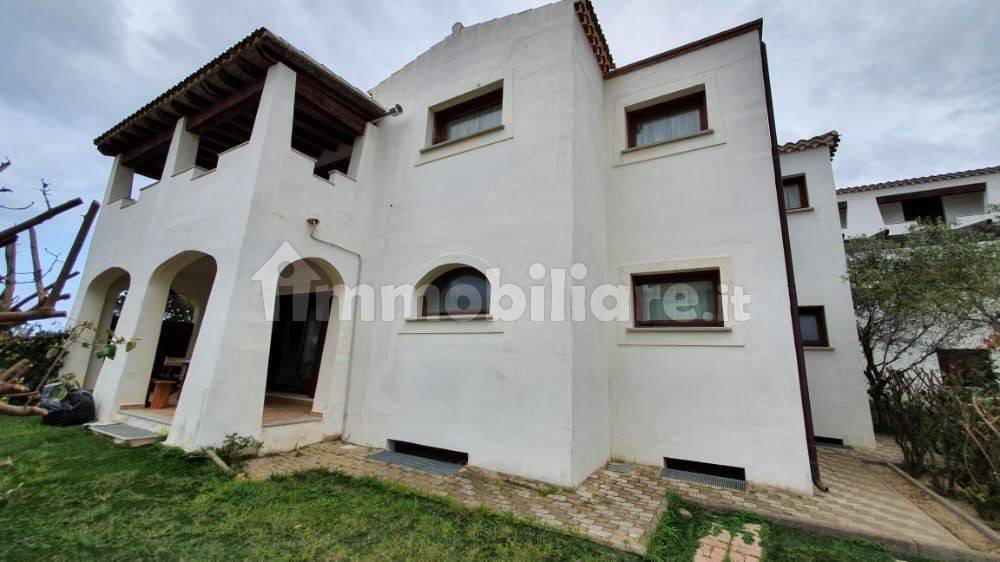 Appartamento via Romano Ruju, Siniscola