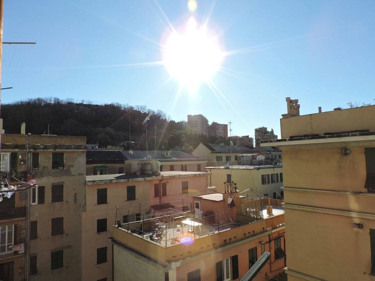 Trilocale via Walter Fillak 42, Sampierdarena, Genova