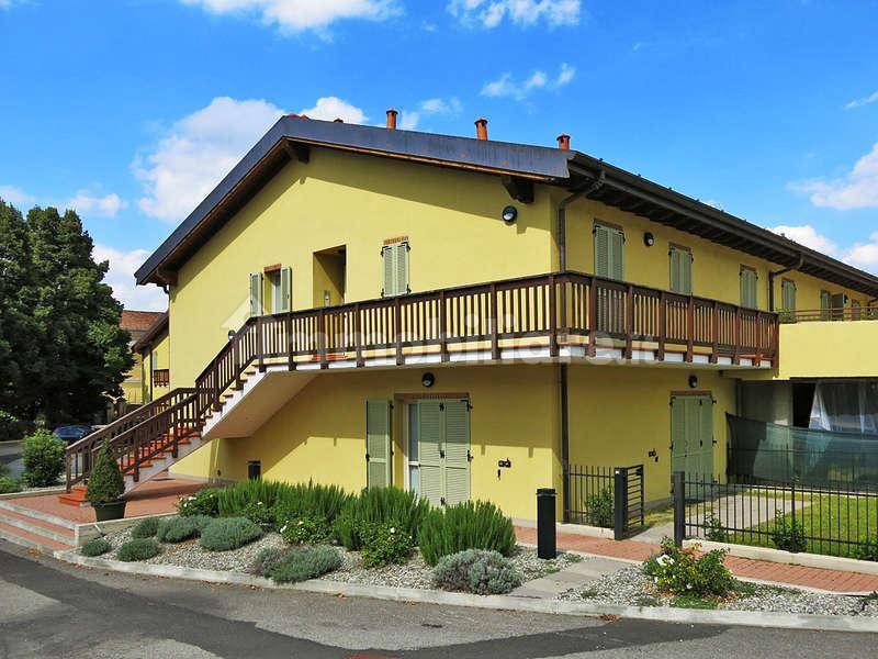 Monolocale frazione Mombarone 160, Serravalle, Asti