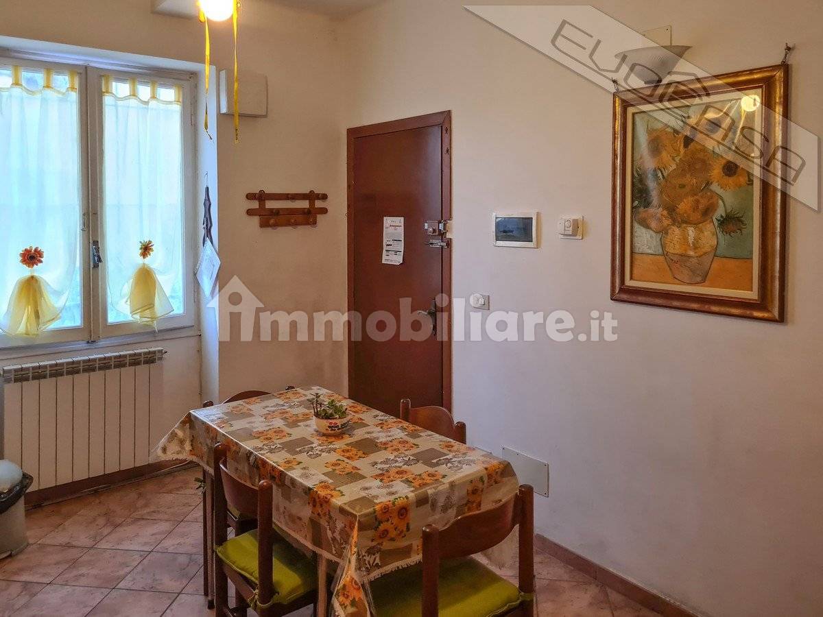 Trilocale via Rambaldo, Porto Maurizio, Imperia