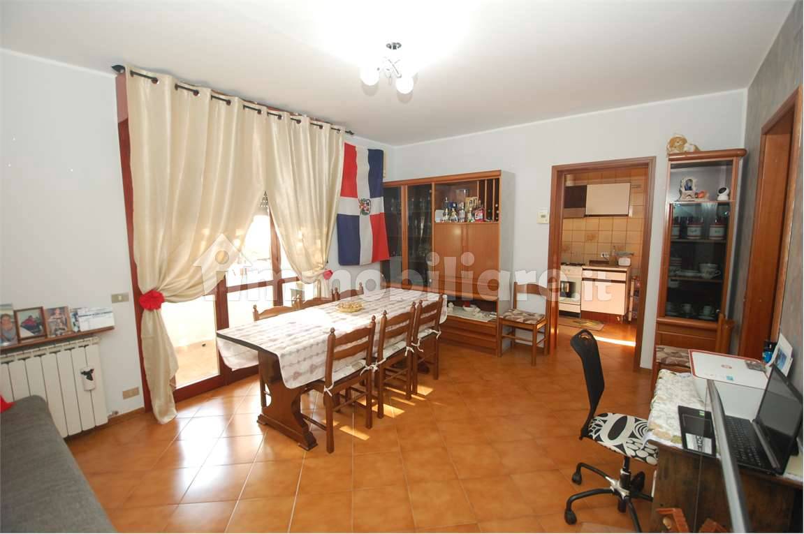 Trilocale via Carlo Alberto Dalla Chiesa, Morane - Contrada, Modena