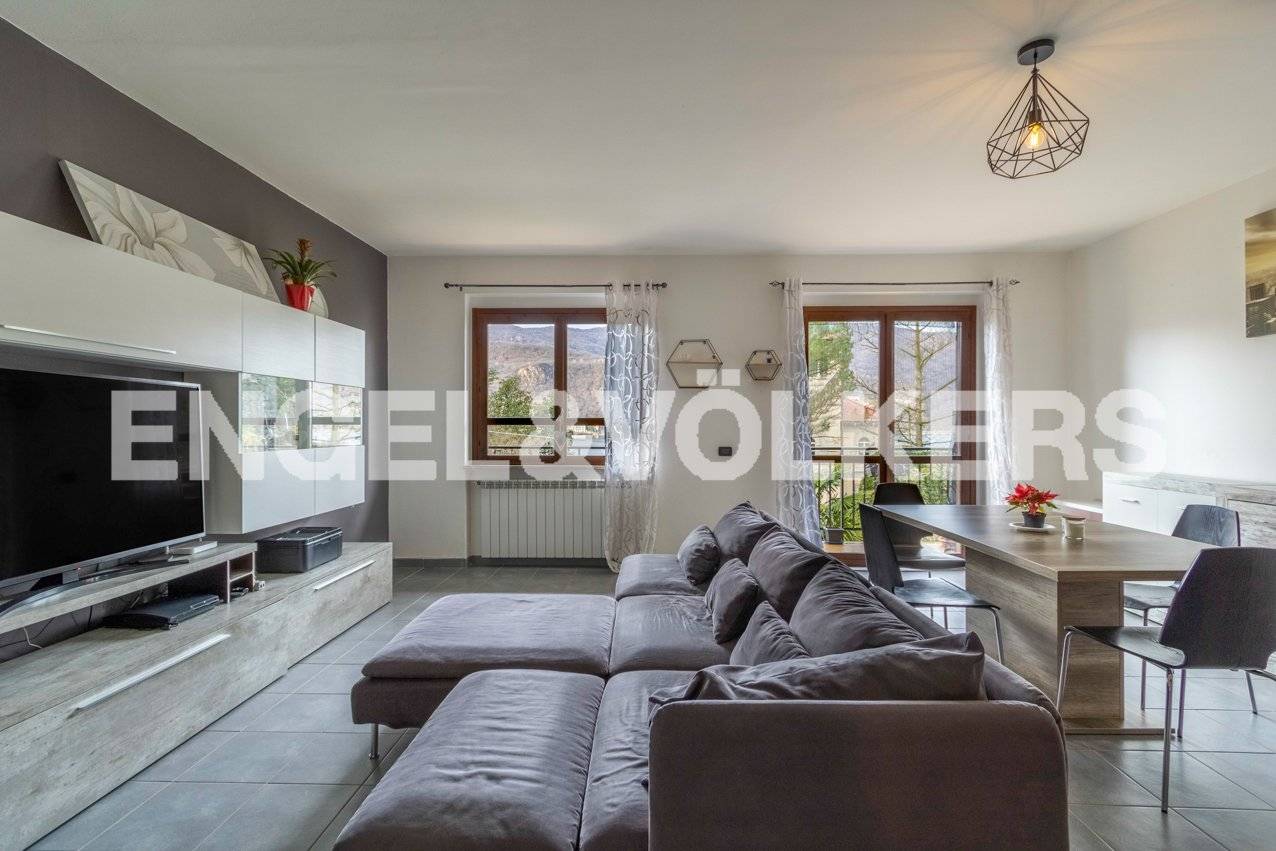 Trilocale via Roma, Porto Ceresio