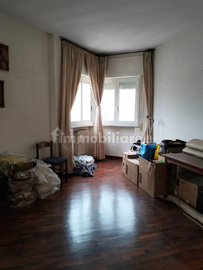 Quadrilocale corso Camillo Benso di Cavour, Ospedale, Andria