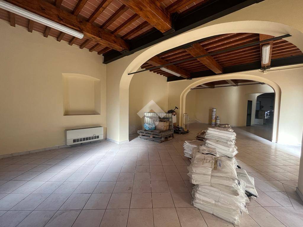 Laboratorio in Vendita