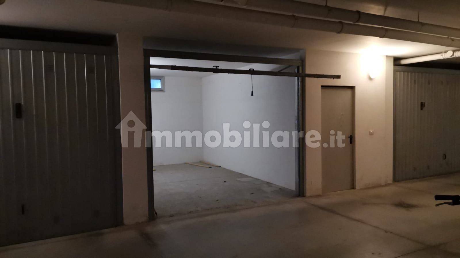 Garage - Box in Vendita