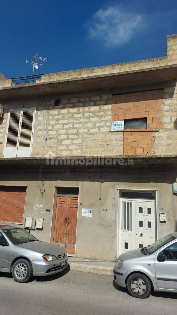 Quadrilocale via Marangio, Centro, Vittoria