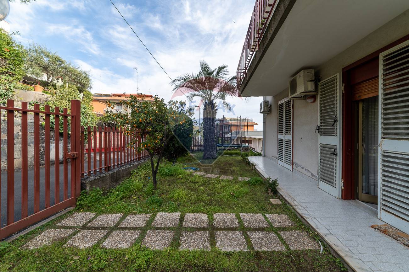 Appartamento via Litteri 37, Centro, Aci Castello