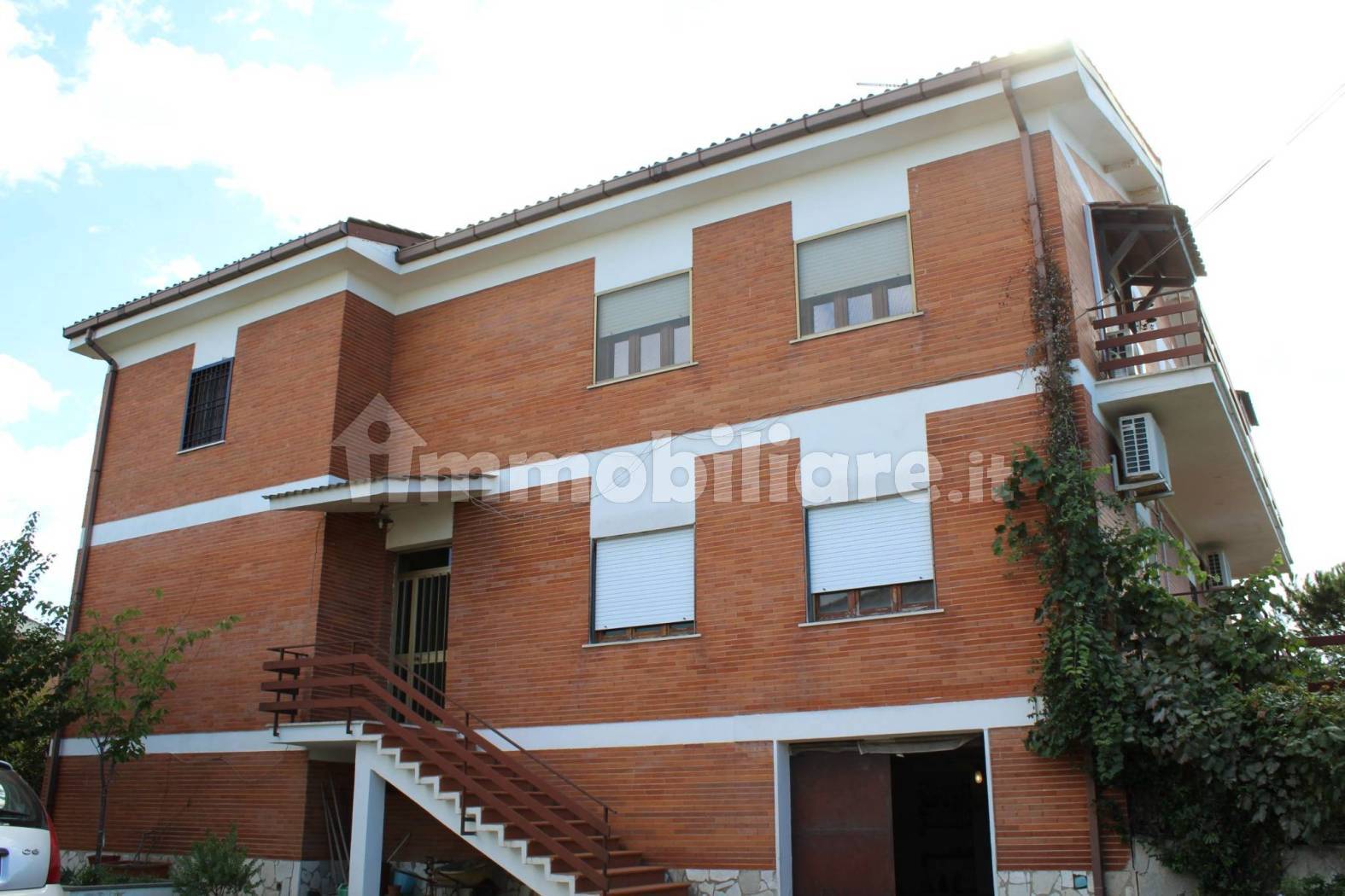 Appartamento via Gian Carlo Conestabile della Staffa, Ostia Antica, Roma