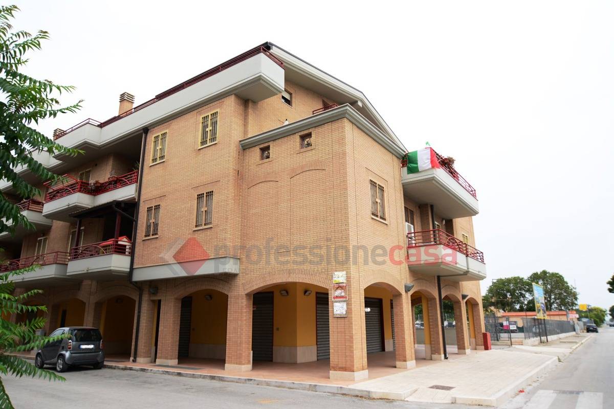 Bilocale via Manfredonia, Villaggio Artigiani - Via Manfredonia, Foggia