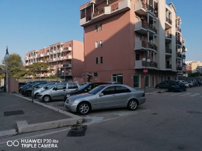 Trilocale viale Manfredi 1, Stazione, Foggia